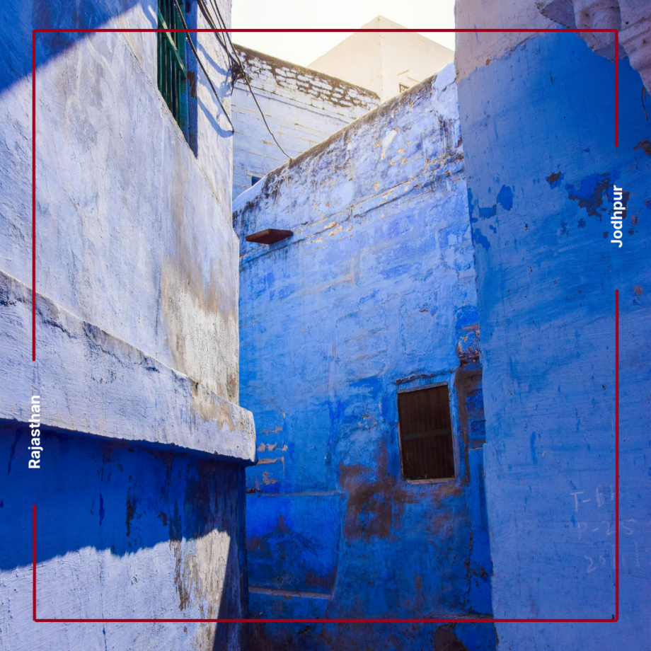 Travel with us - pari design